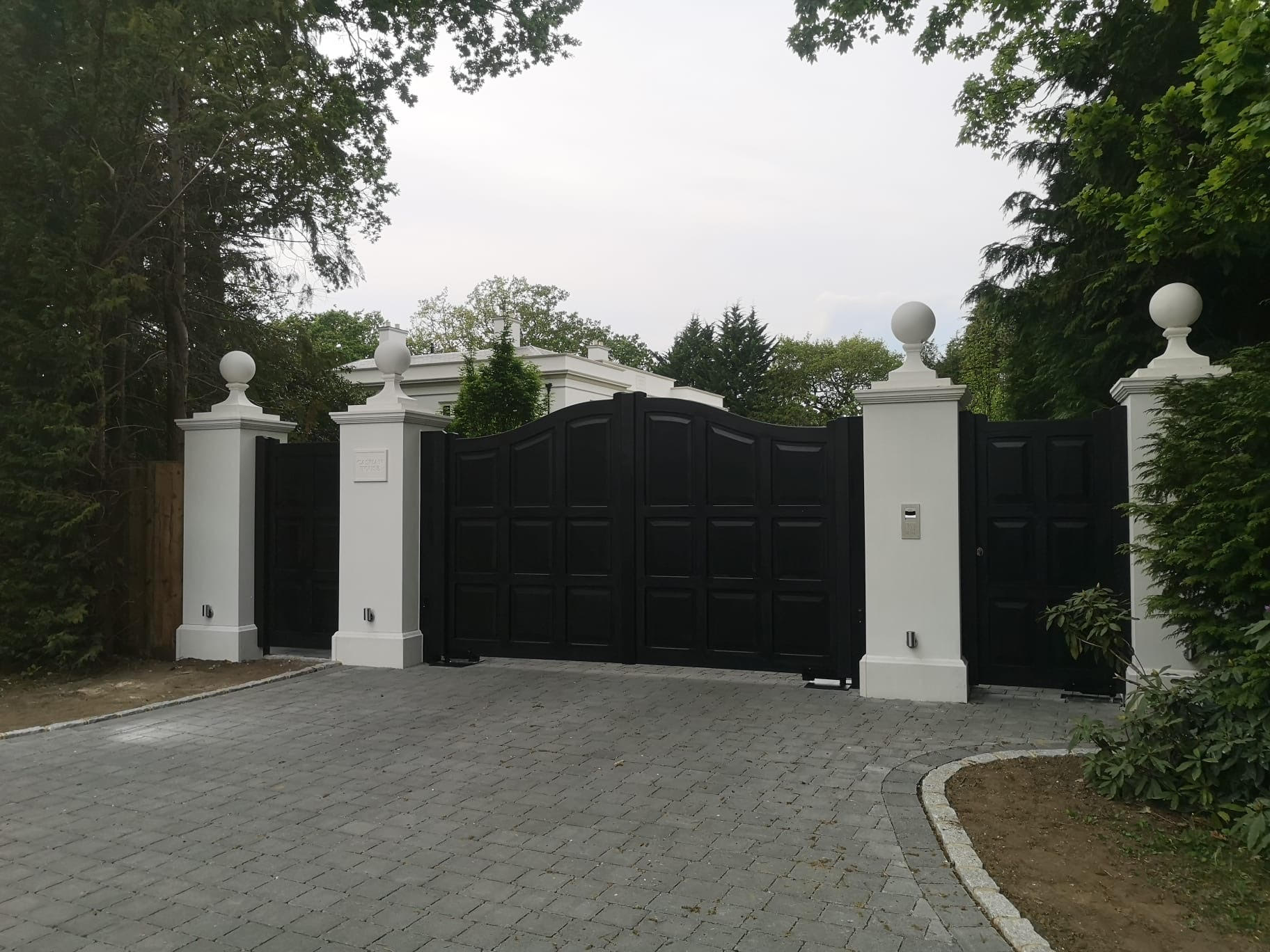 Top Benefits of Electric Sliding Gates for Your Home