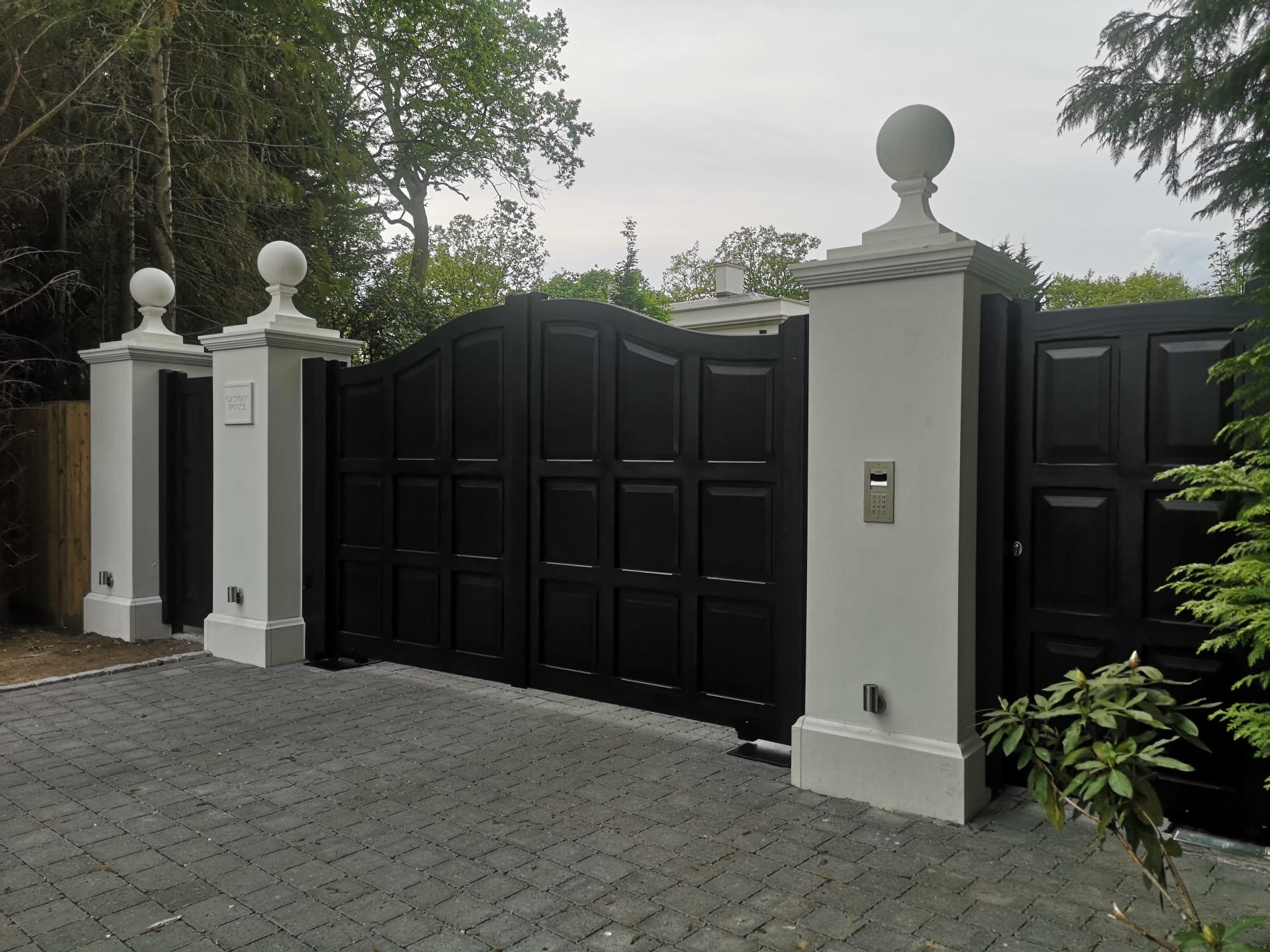 Choose The Right Material For Your Electric Sliding Gates